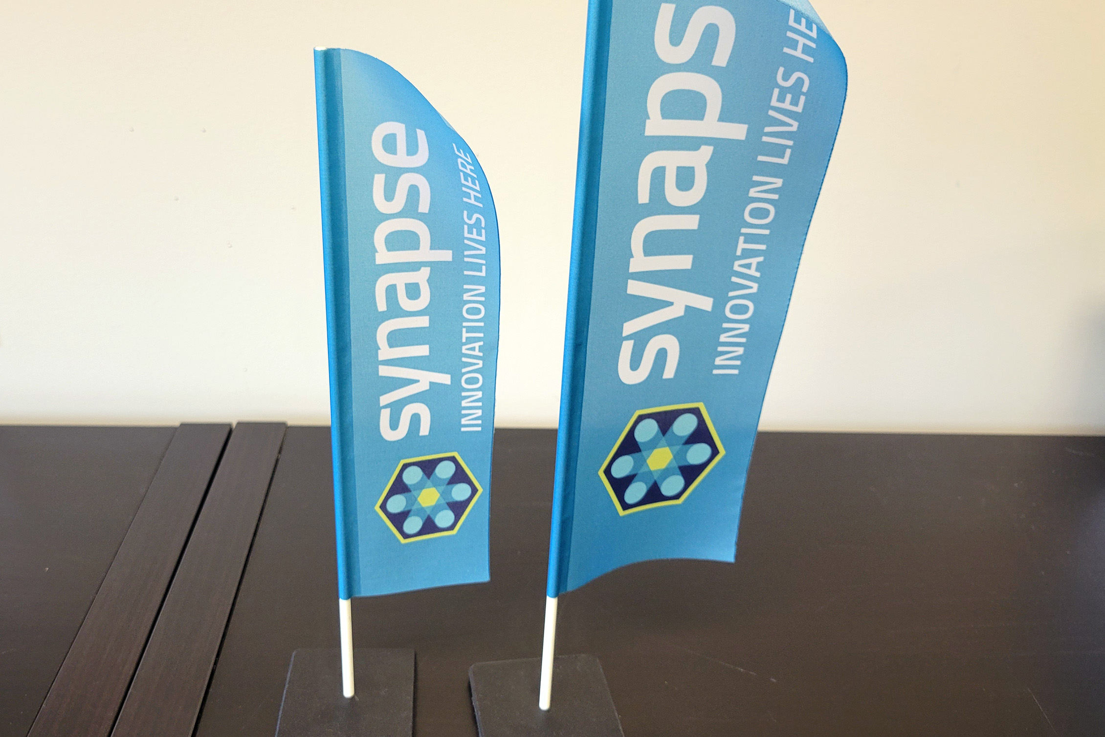 Custom Tabletop Banners - Kiteman Group